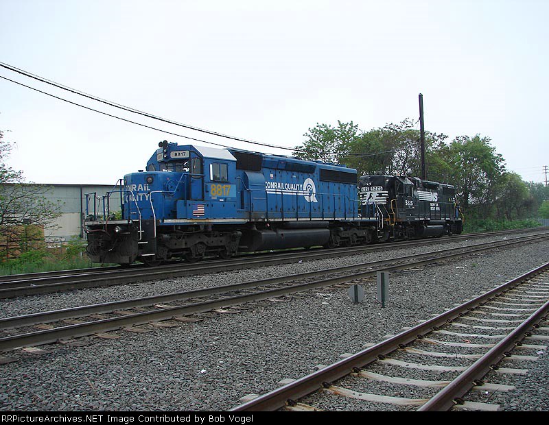 CSX 8817 & NS 5225